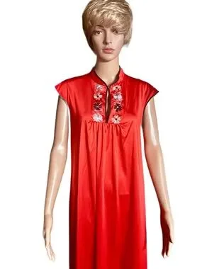 jcpenney | Intimates & Sleepwear | Jc Penneys Vtg Medium Red W Floral ...